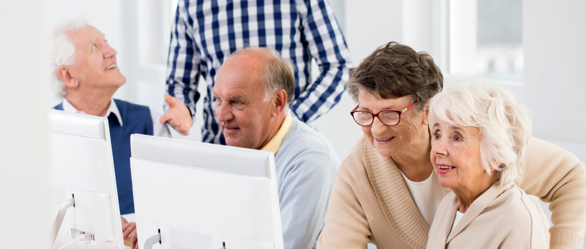 6 Benefits of Computer Classes for Seniors - Boomer Central